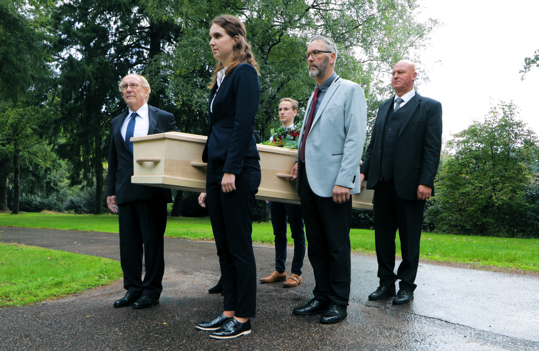 Vonera Uitvaartopleidingen | #1 in Uitvaartopleidingen